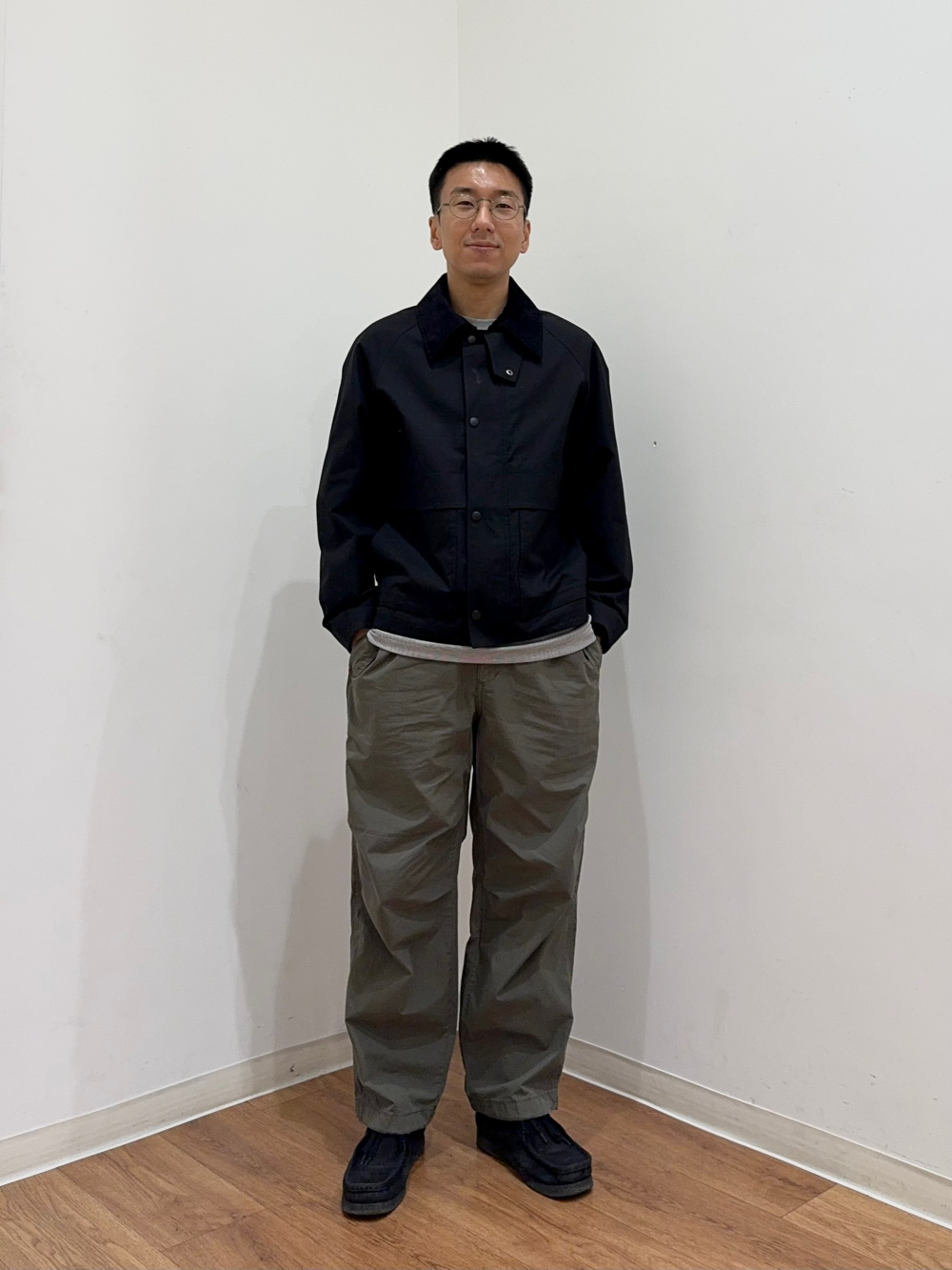 Check styling ideas for「Utility Short Blouson、AIRism Cotton Oversized ...