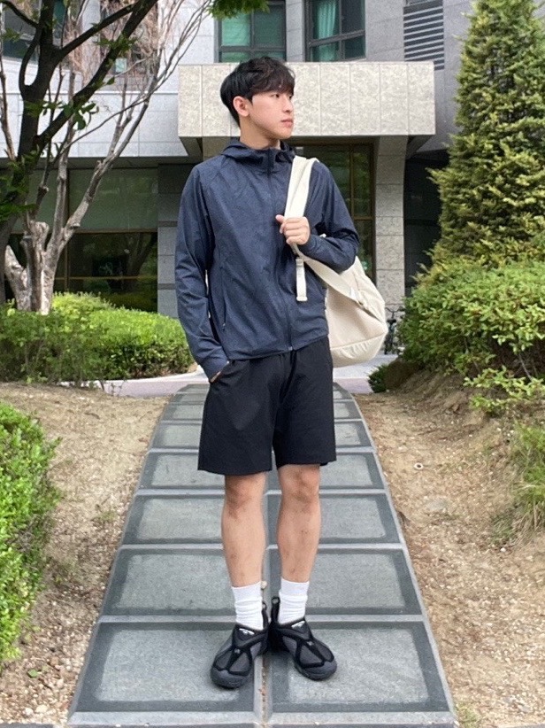 「울트라스트레치DRY-EX UV PROTECTION프린트풀집파카(긴팔)」의 착용 스타일링 리스트 | UNIQLO