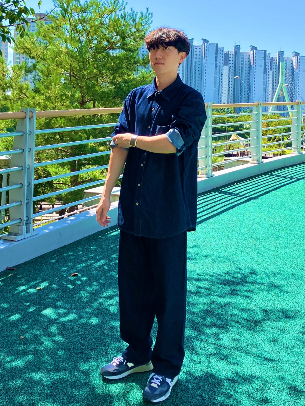 Check styling ideas for「Cotton Broadcloth Shirt Long Sleeve、AIRism Crew ...