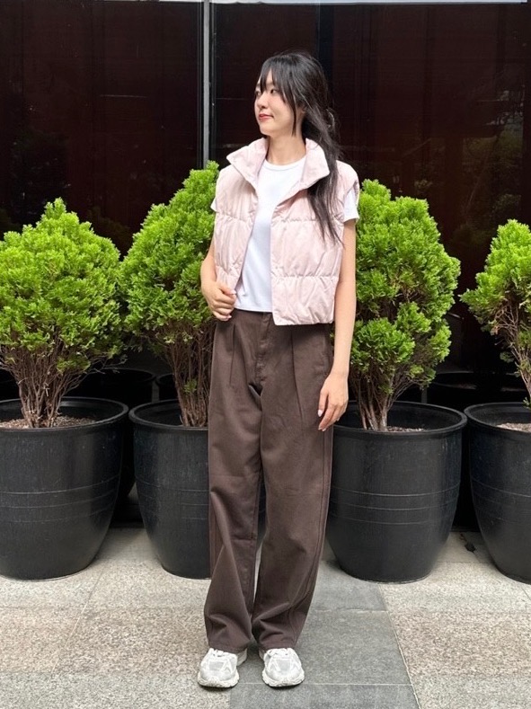 Check styling ideas for「Down Cropped Vest」| UNIQLO PH