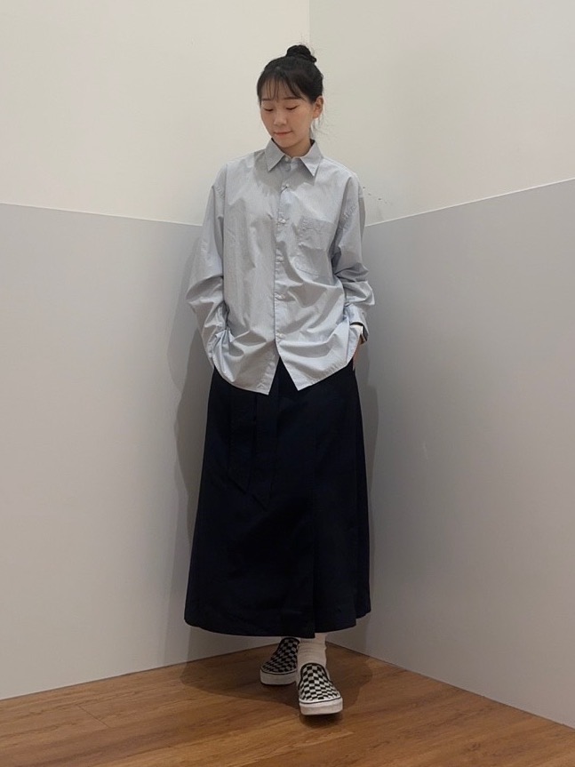 Check styling ideas for「Belted Flared Skirt、Clog Shoes」| UNIQLO ID
