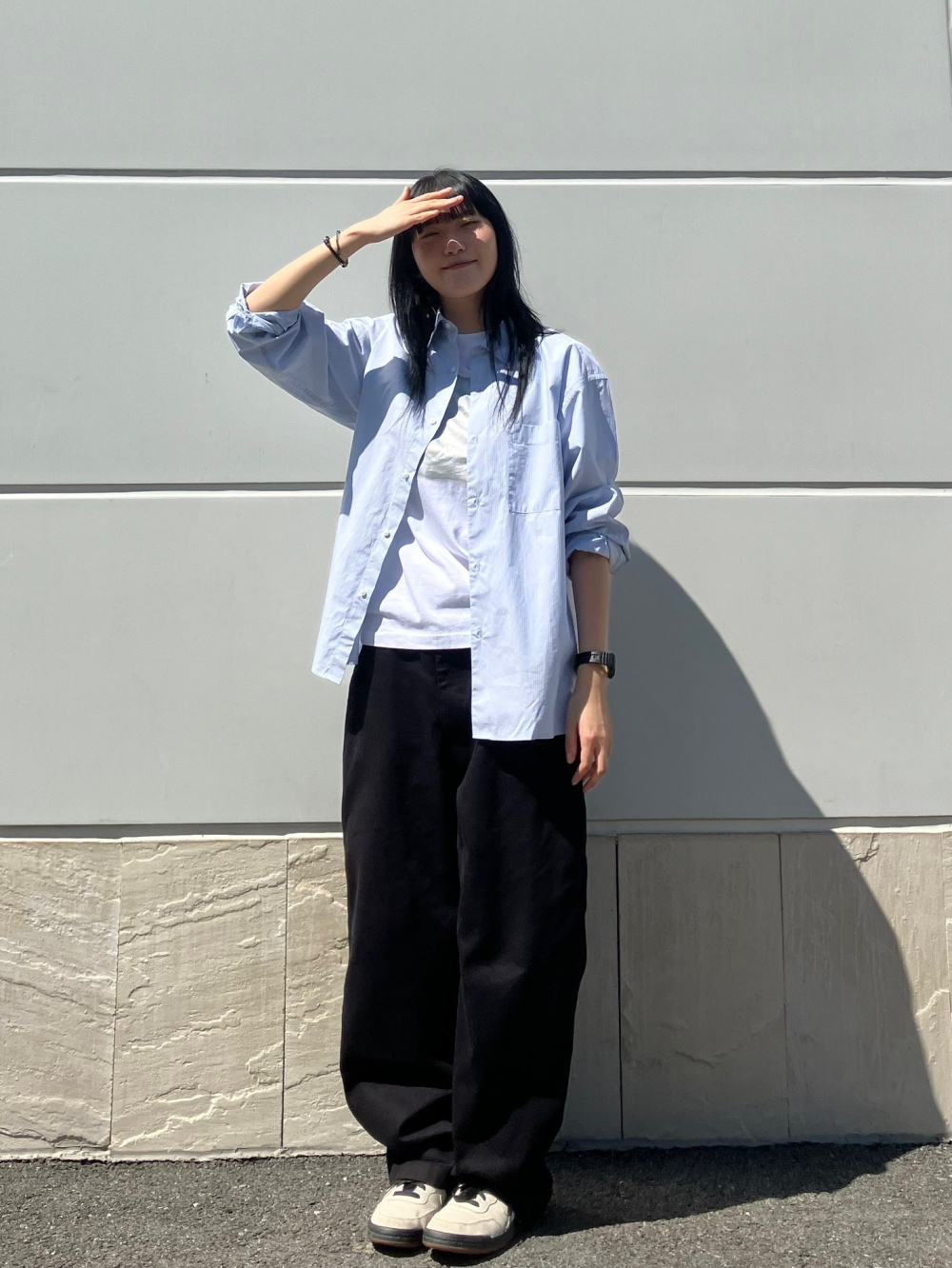 Check styling ideas for「Oversized Long Sleeve Shirt」| UNIQLO PH