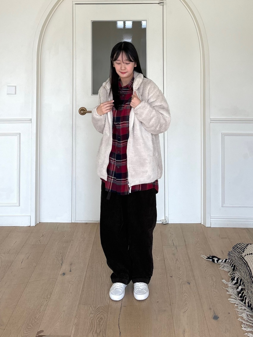 Découvrez les idées de tenues pour 「CHANDAIL EN FIL SOUFFLÉ、PANTALON ...