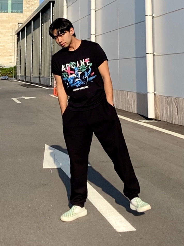 Check styling ideas for「ARCANE League of Legends UT Graphic T-Shirt ...