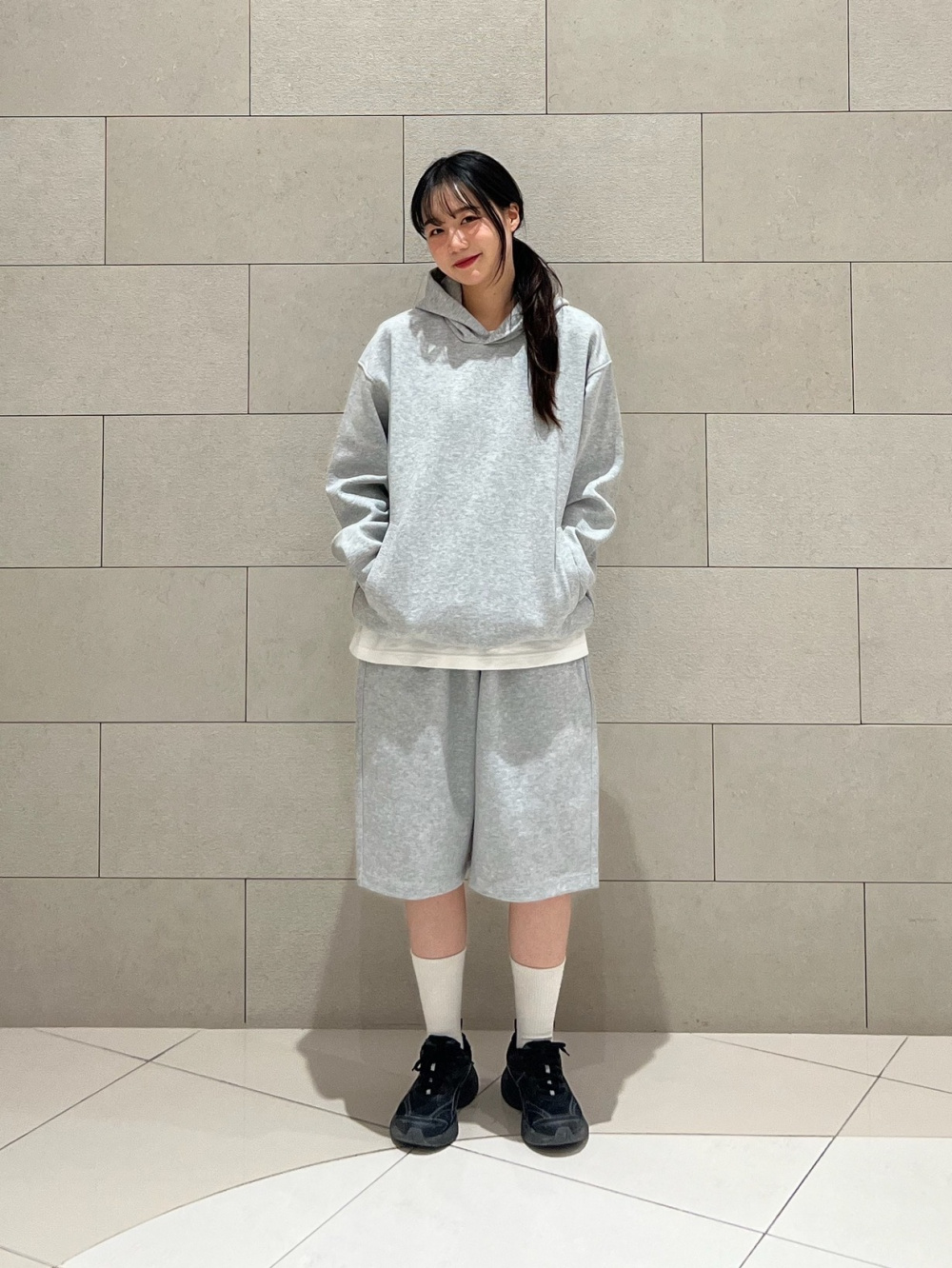 Check styling ideas for「Sweat Wide Shorts、Soft Puffy Shoulder Bag ...