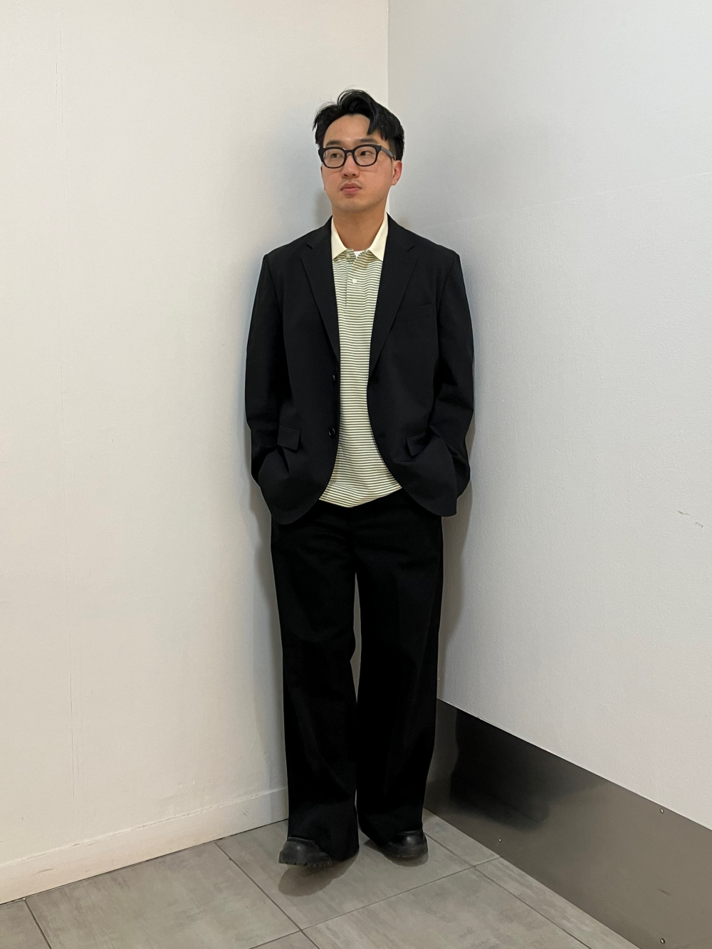 Découvrez les idées de tenues pour 「POLO SEC EN TISSU PIQUÉ」| UNIQLO CA