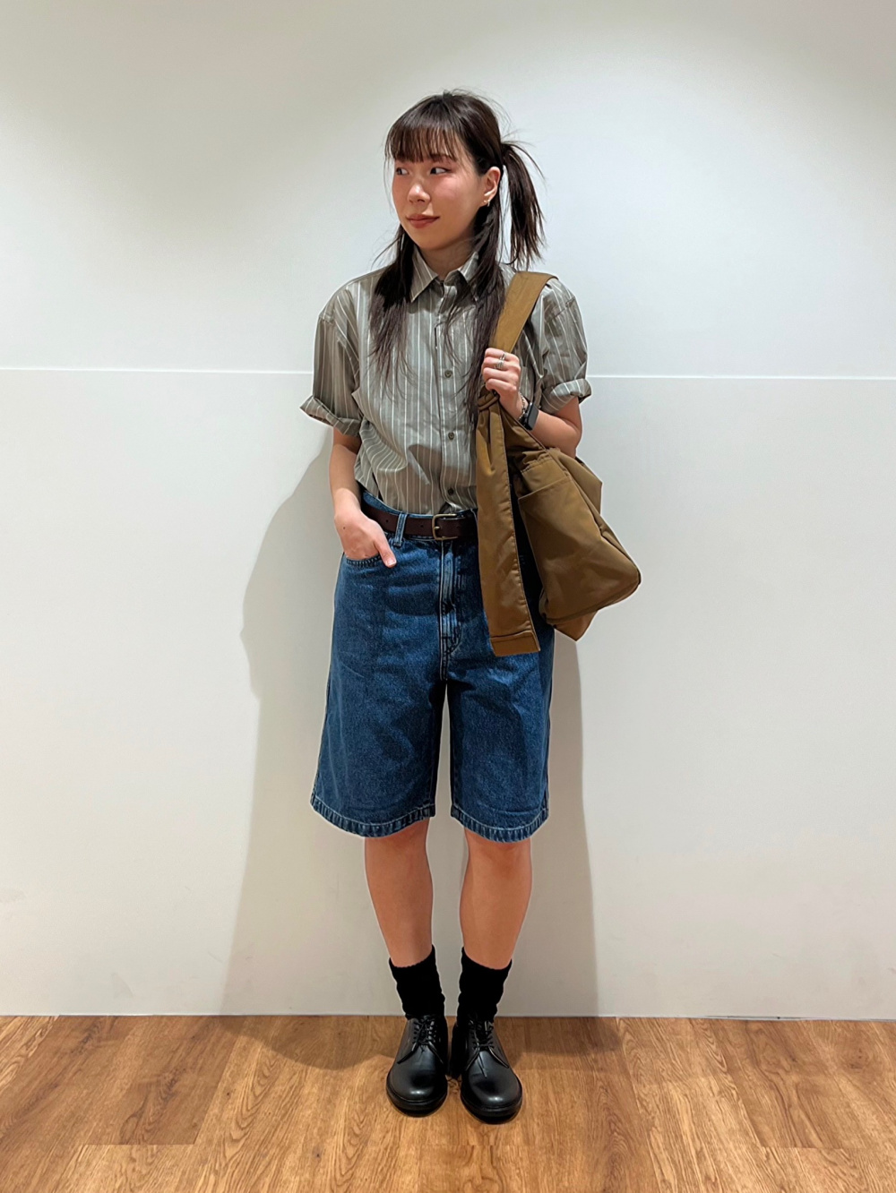 Check styling ideas for「OVERSIZED SHIRT COAT、WIDE BALLOON PANTS」| UNIQLO CA