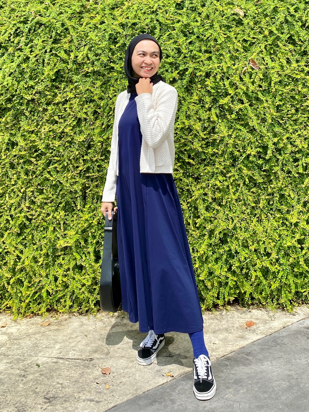 Check styling ideas for「Extra Stretch AIRism Sleeveless Dress」| UNIQLO IN