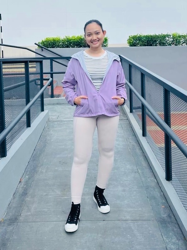 Check styling ideas for「Seamless Half Bra Camisole、AIRism Ultra Soft UV ...