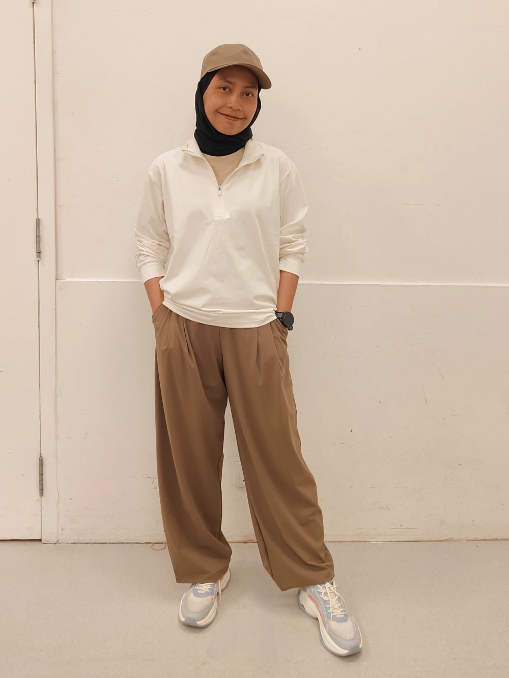 Check styling ideas for「Ultra Stretch Active Skort、UV Protection 2WAY Stretch Cap」| UNIQLO TH