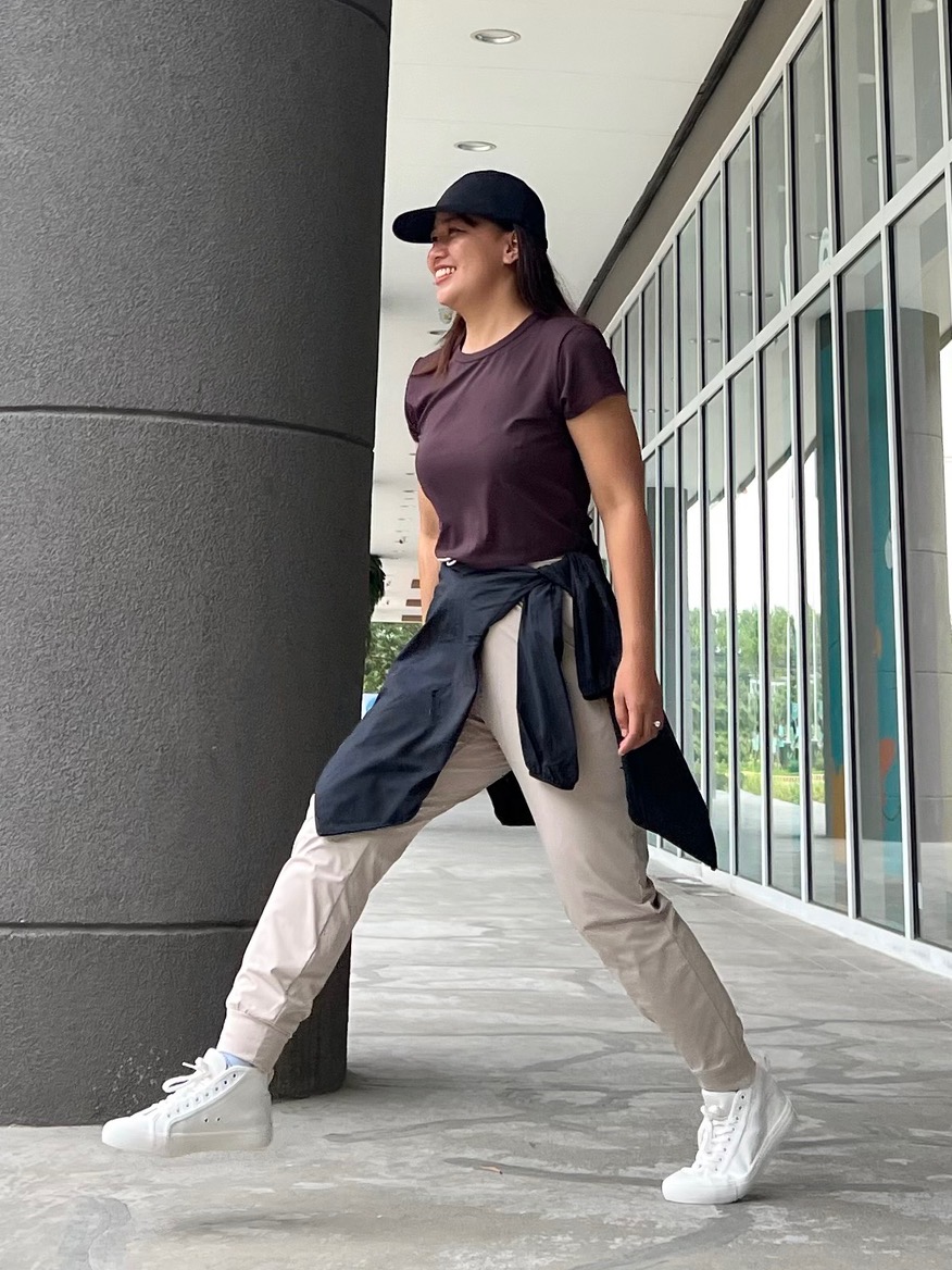 Check styling ideas for「Pocketable UV Protection Parka」| UNIQLO PH