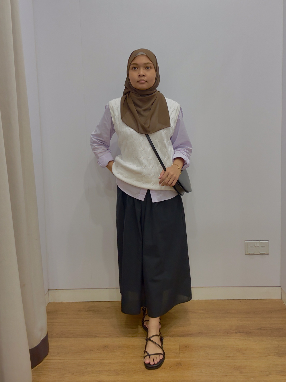 Cek ide styling untuk「Rok Kerut」| UNIQLO ID