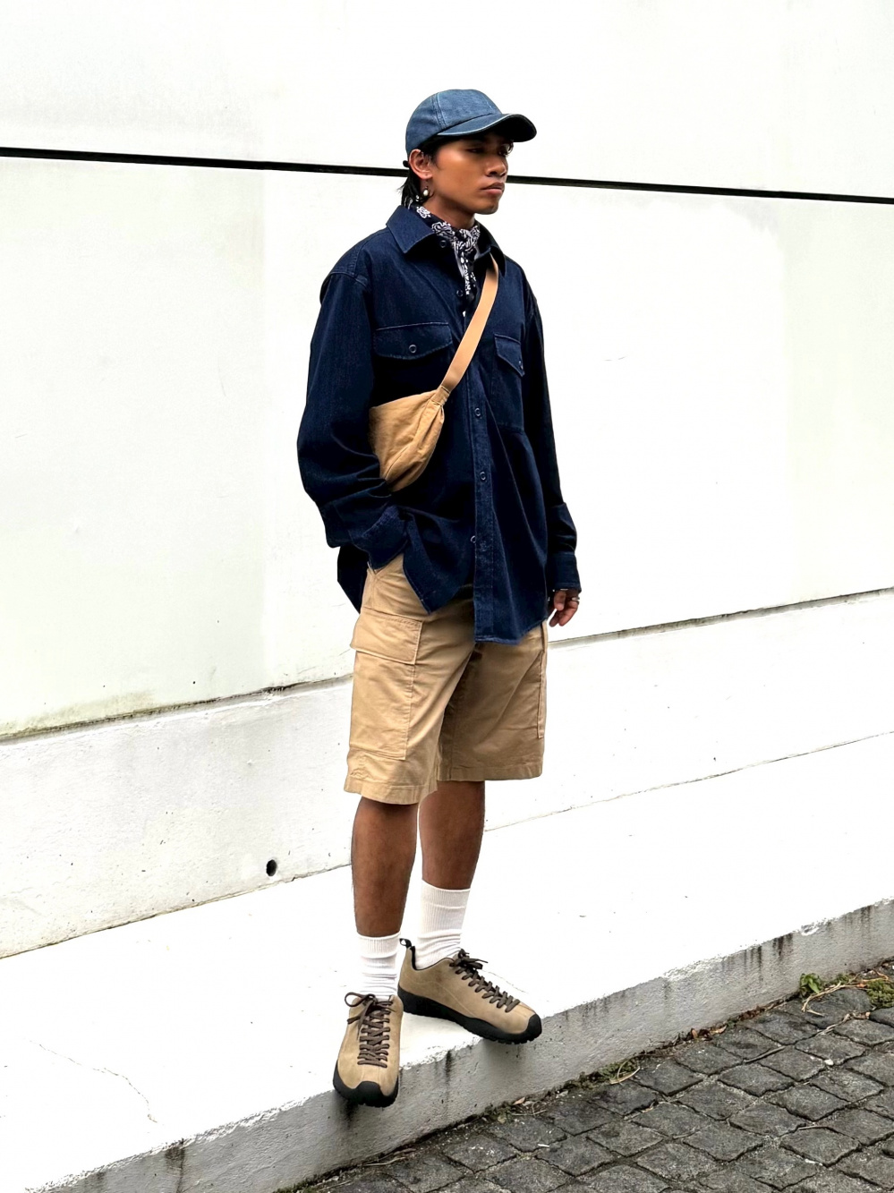 Check styling ideas for「Denim Jersey Long Sleeve Over Shirt」| UNIQLO PH
