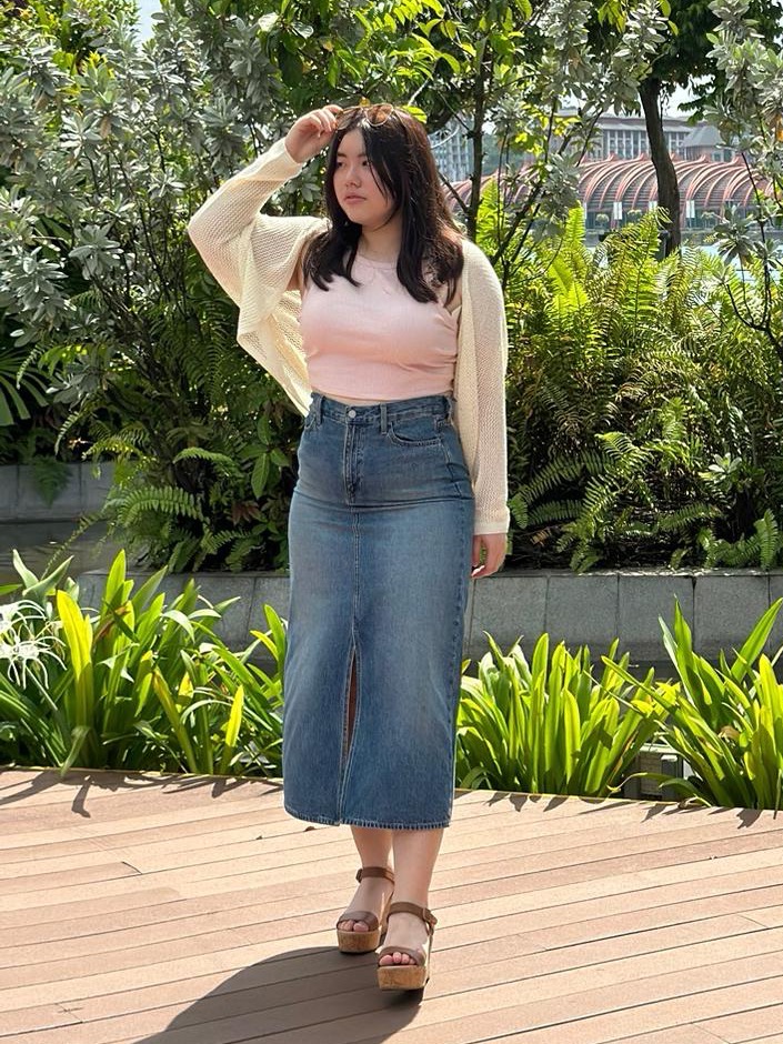 Khám phá gợi ý phong cách cho「Áo Cardigan Dệt 3D Mắt Lưới Dài Tay」| UNIQLO VN