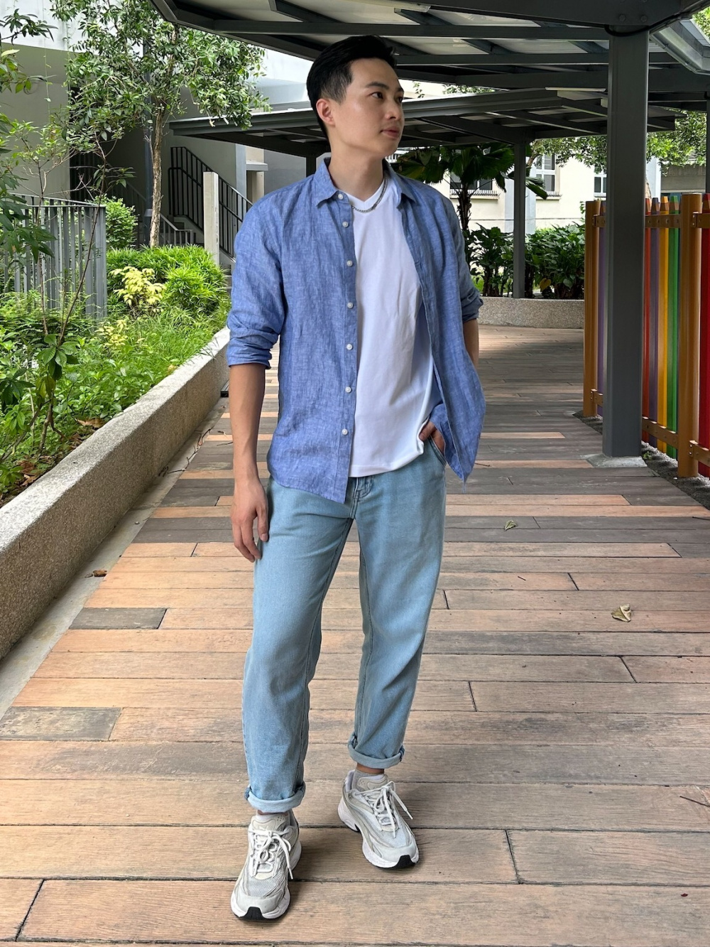 Check Styling Ideas For「airism Cotton Relaxed V Neck Half Sleeve T