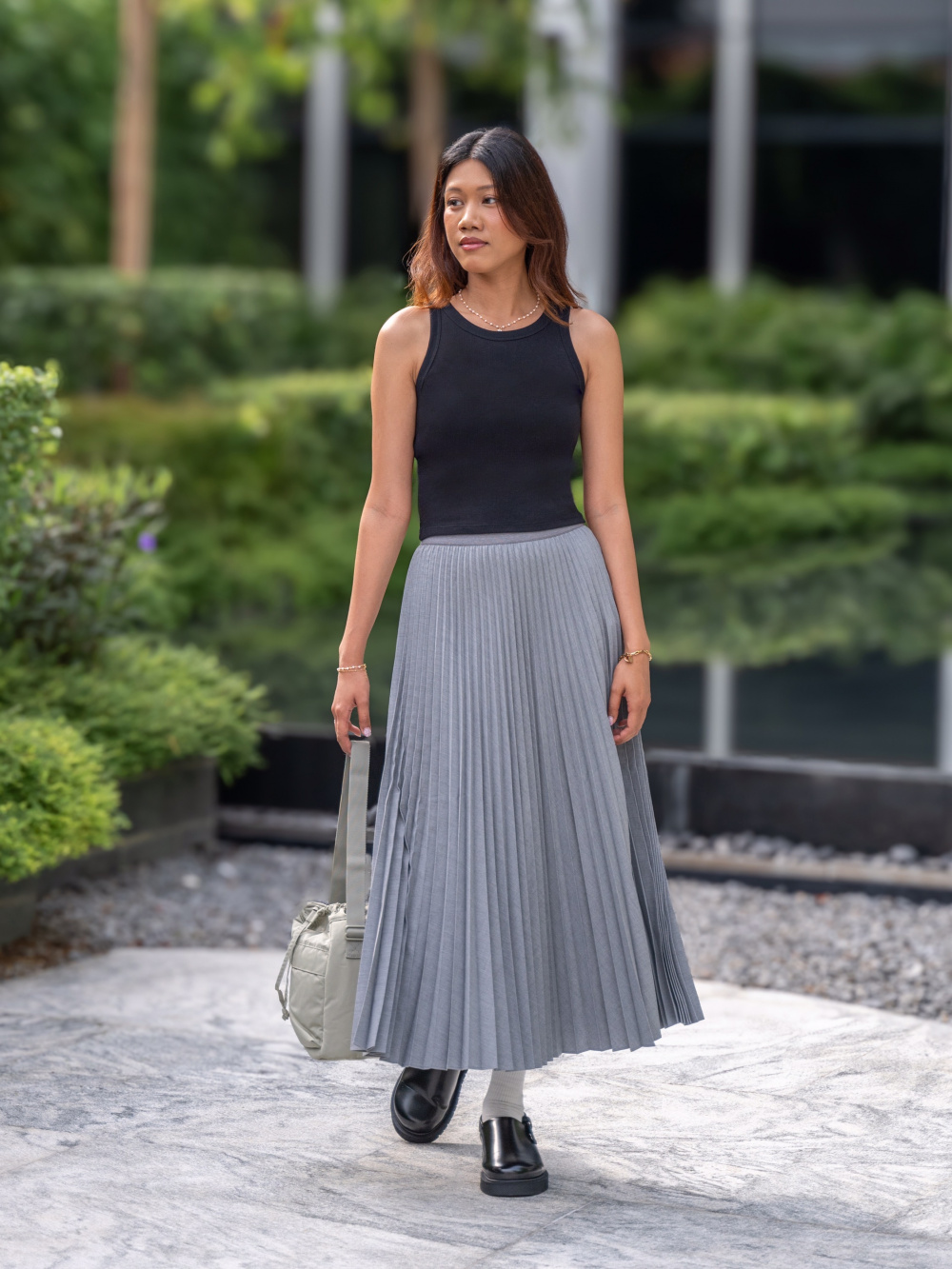 Check styling ideas for「Mini Shoulder Bag、Ribbed Cropped Bra Top ...