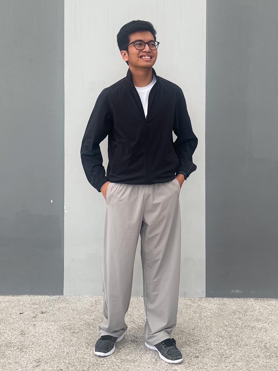 Check styling ideas for「AIRism Cotton Oversized T-Shirt | Half-Sleeve ...