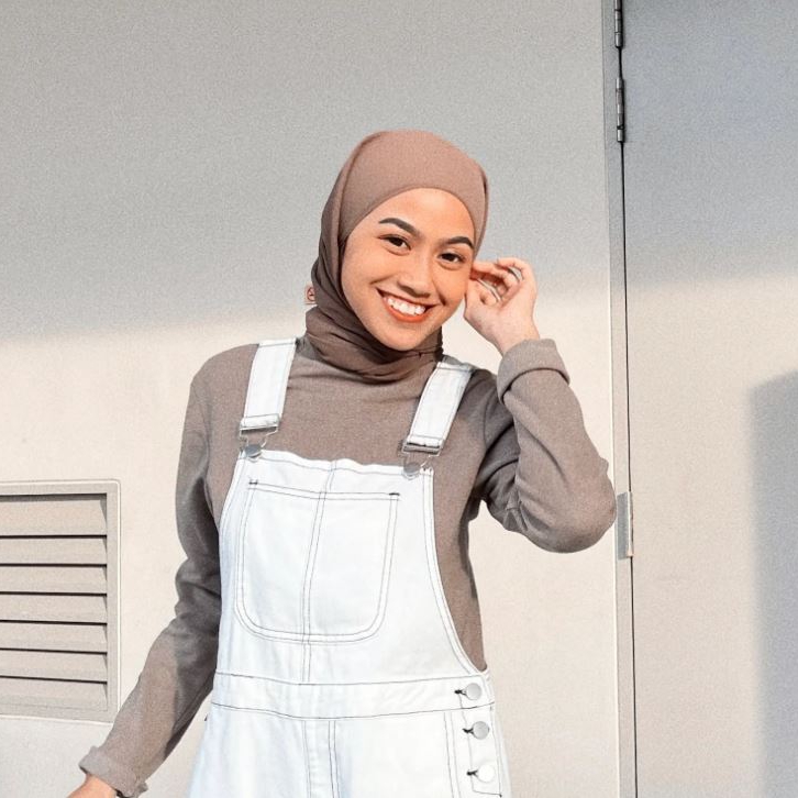 Ý tưởng phối đồ của Putri(Orchard Central) | UNIQLO VN