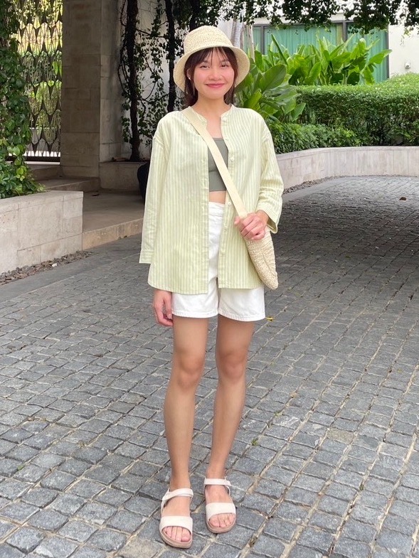 Khám phá gợi ý phong cách cho「Áo Thun Shirring Tay Phồng、Chân Váy Vải ...