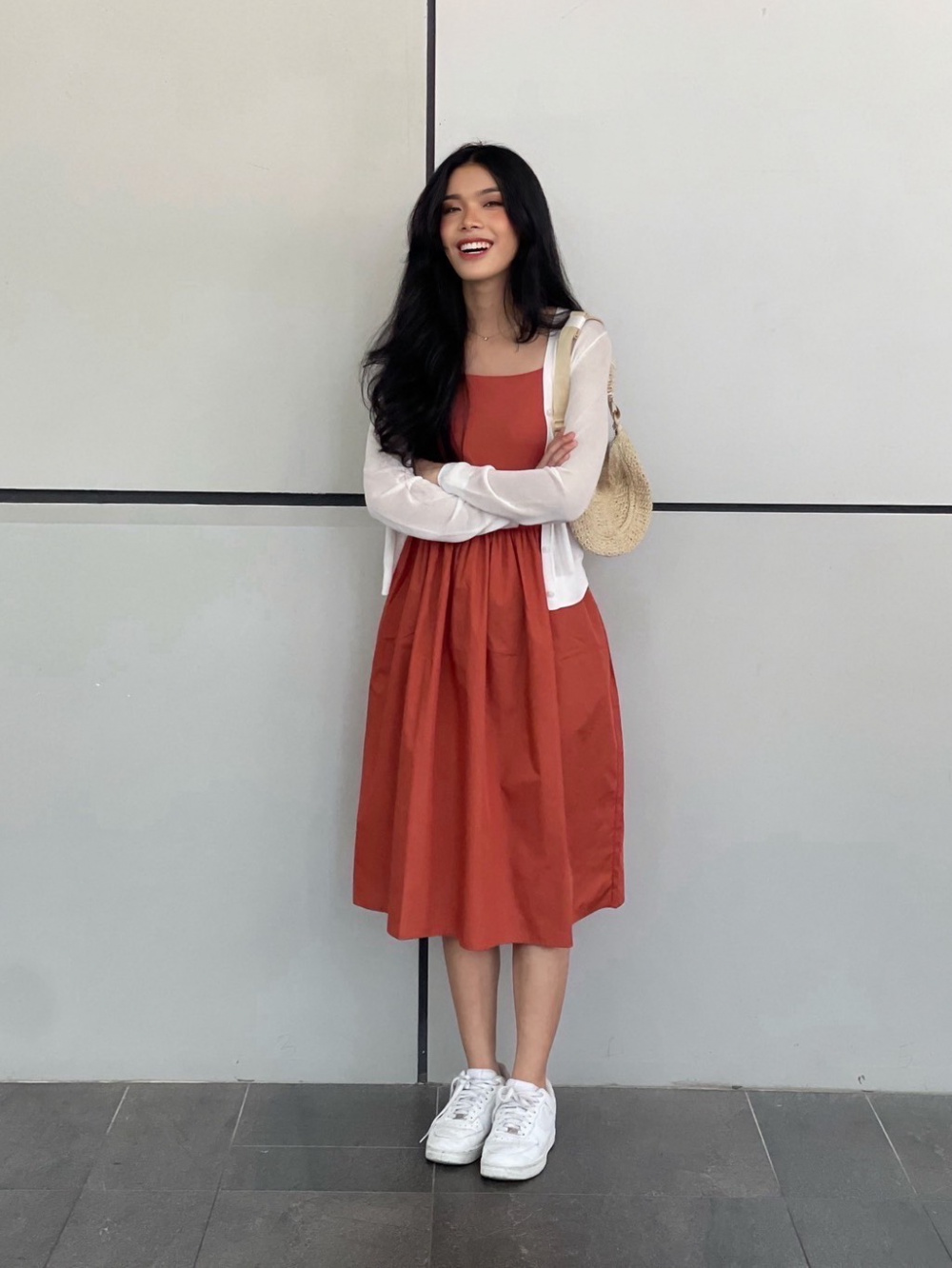 Check styling ideas for「Round Mini Crochet Bag」| UNIQLO IN