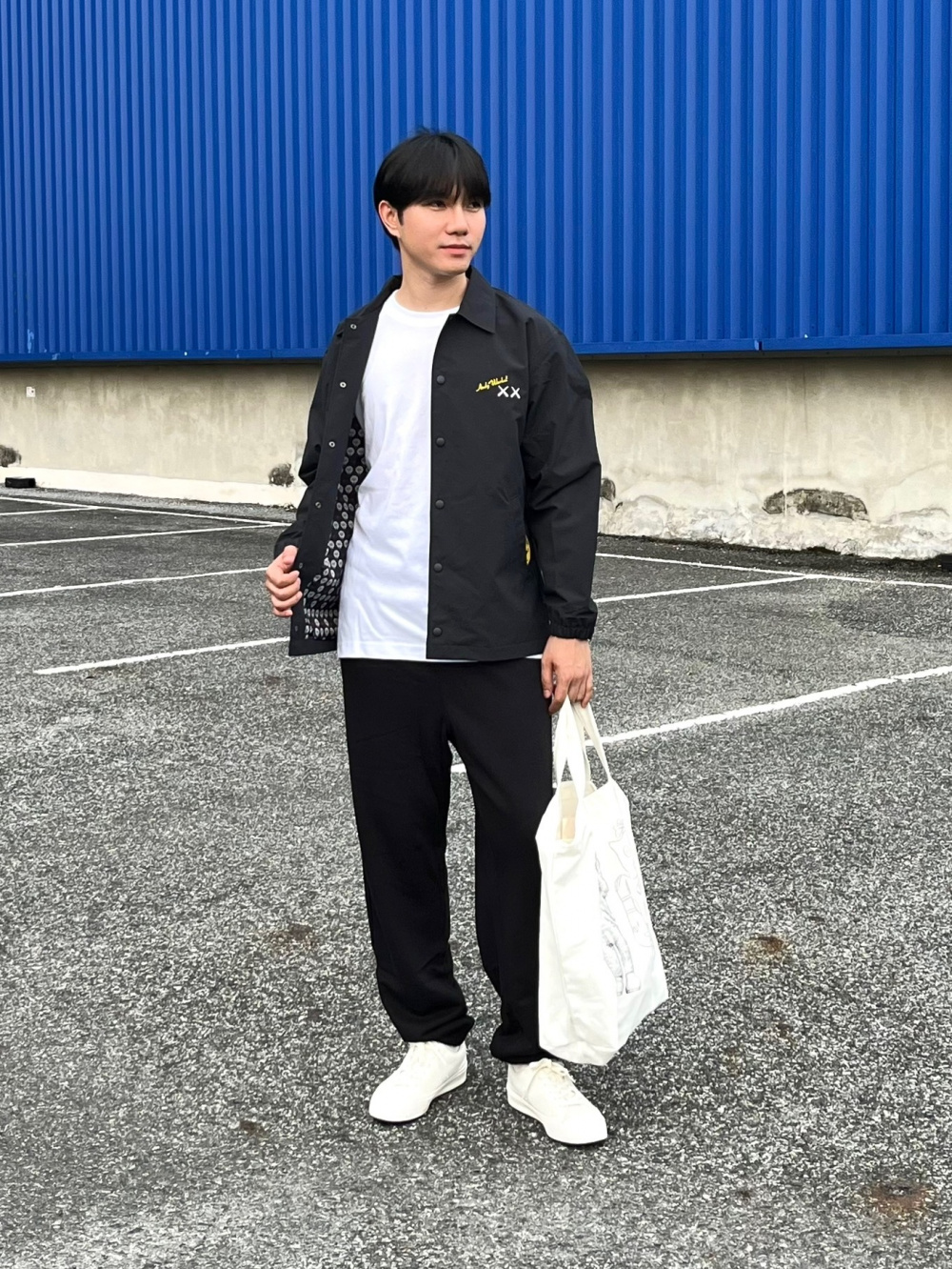 Check styling ideas for「KAWS + Warhol 2 Way Tote Bag、KAWS + Warhol UT ...