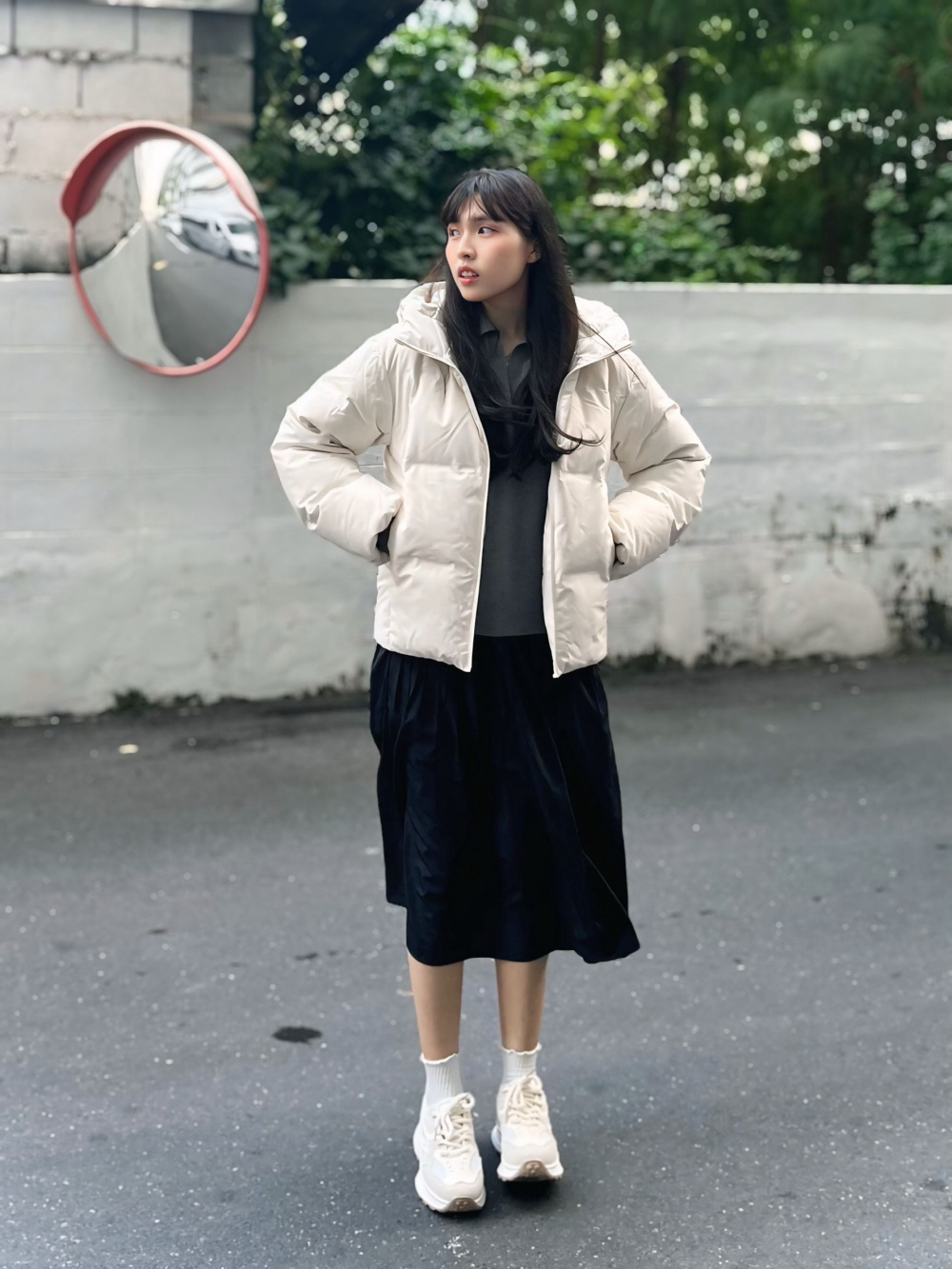 Check styling ideas for「Volume Gather Skirt」| UNIQLO PH