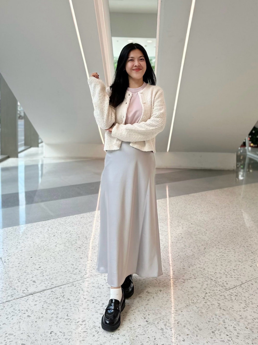 Check styling ideas for「U Crew Neck T-Shirt、Knitted Short Jacket ...