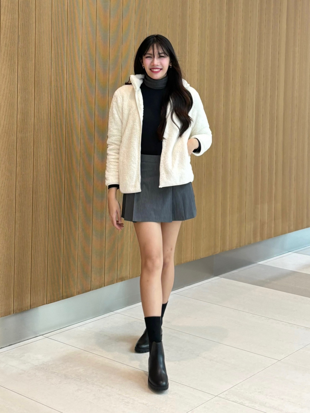 Check styling ideas for「Pleated Skort、Silk Tie」| UNIQLO IN