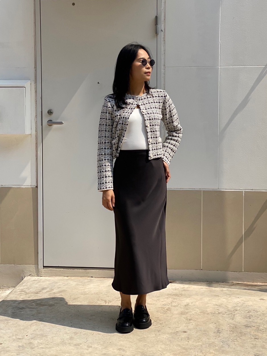 Check styling ideas for「Knitted Short Jacket、Frilled Long Sleeve Blouse ...