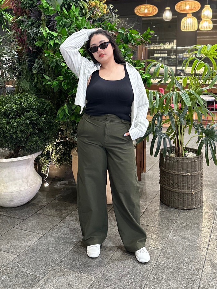 Check styling ideas for「Windproof Stand Blouson、Jersey Barrel Leg Pants」| UNIQLO PH