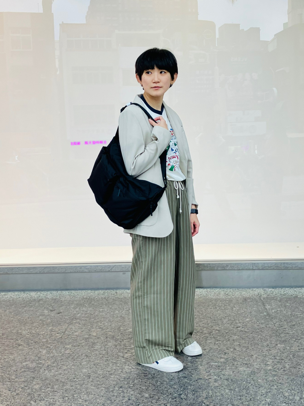 「特級彈性Active束口褲 465784、Miracle Air 西裝外套」的穿搭靈感 | UNIQLO台灣