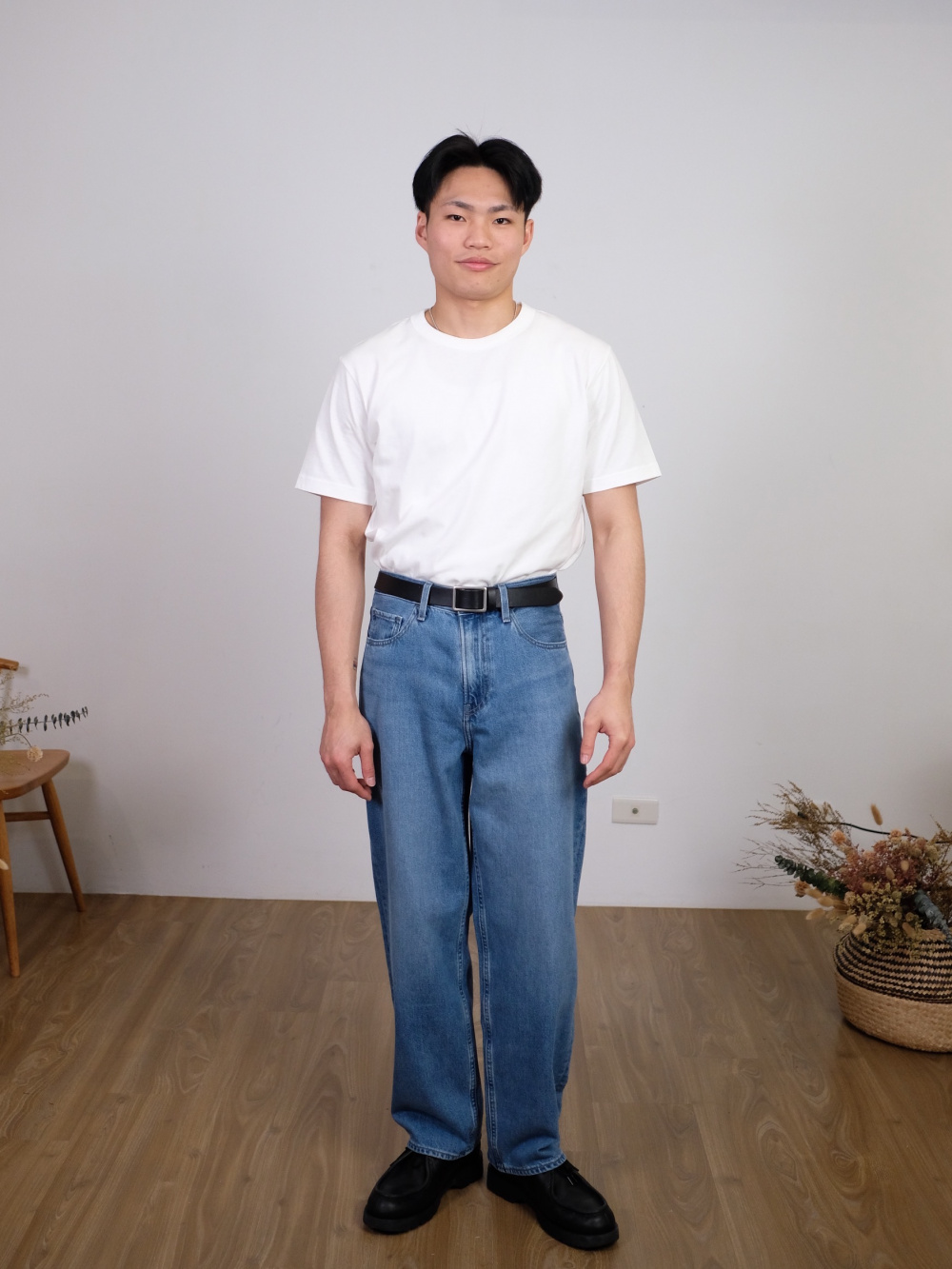 「圓領T恤(短袖) 465186 / 476294」的穿搭靈感 | UNIQLO台灣