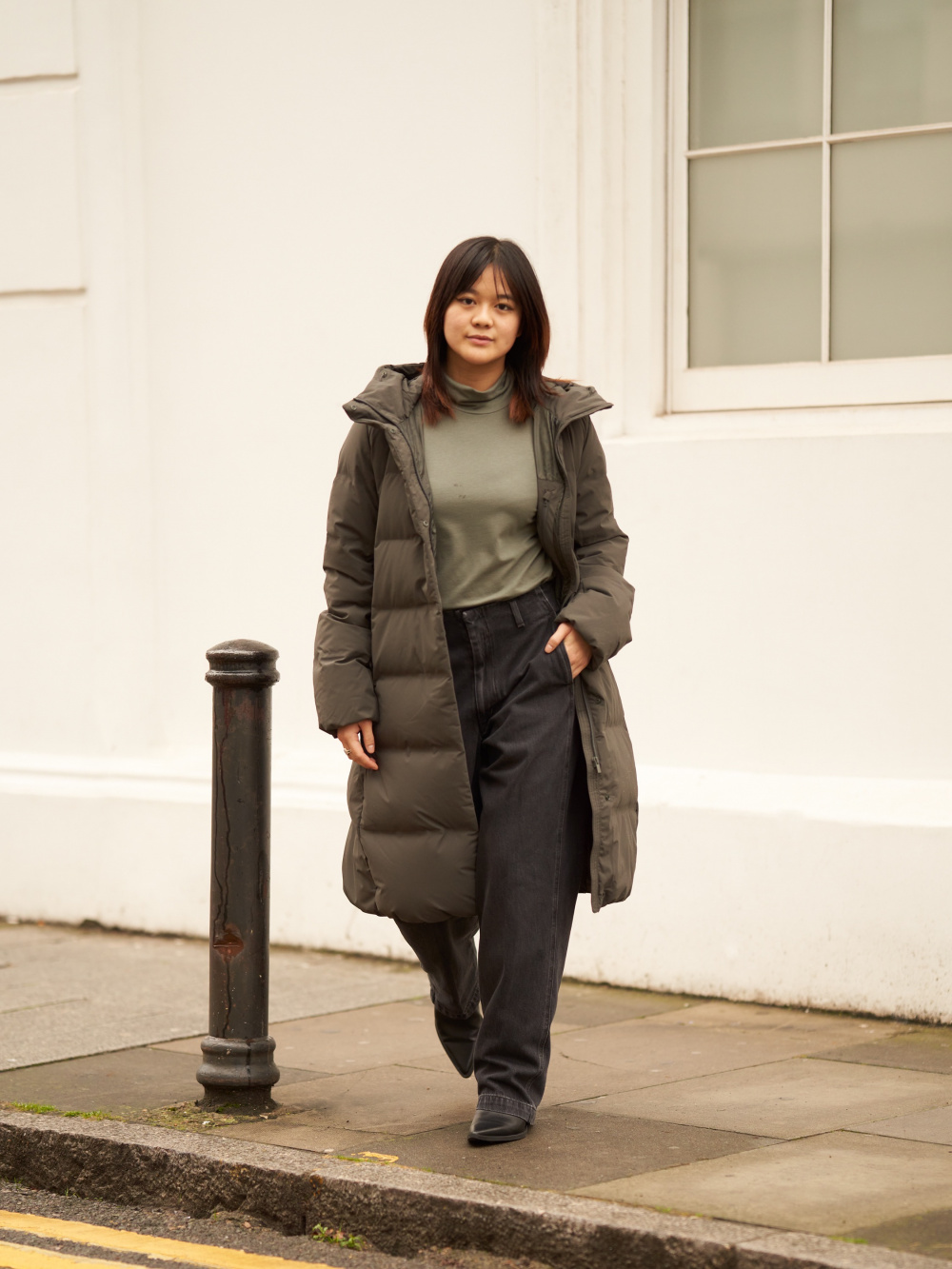 Descubre ideas de looks para「Abrigo plumas sin costuras (largo)」| UNIQLO ES