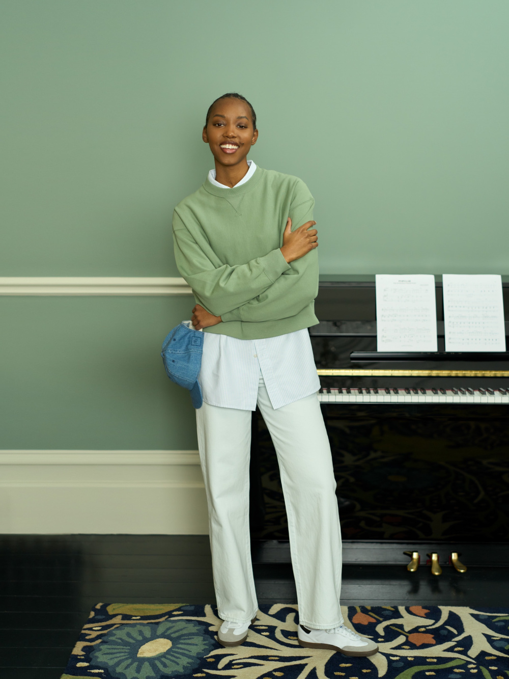 Check styling ideas for「Open Back Halter Neck Bra Top、Denim Bermuda ...