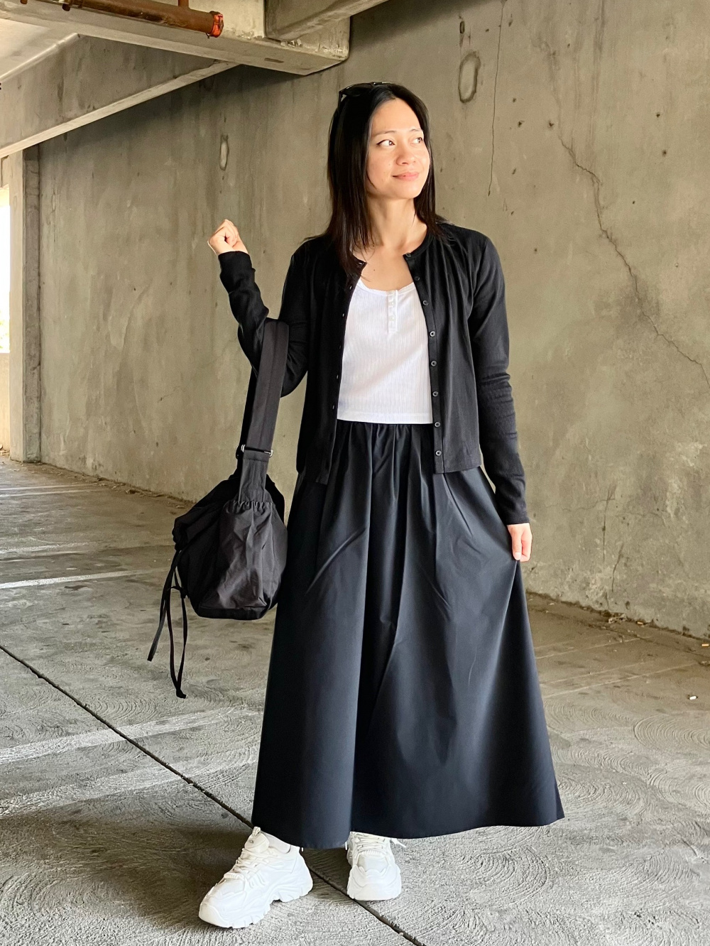 Découvrez les idées de tenues pour 「CHANDAIL EN COTON OUATÉ COL ROND ...