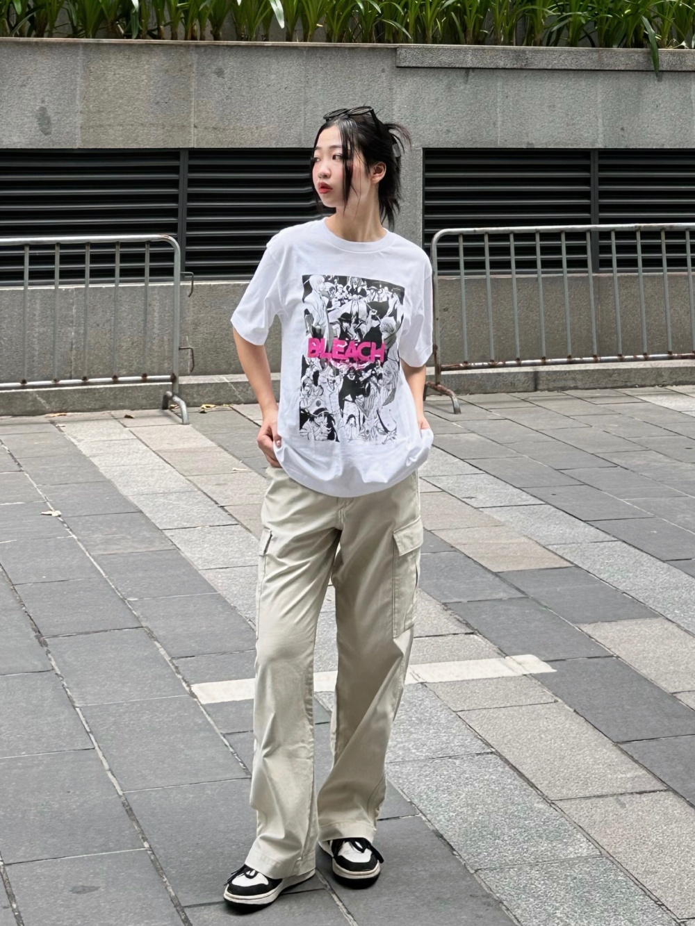 ดูไอเดียสไตล์การแต่งตัวสำหรับ「เสื้อฮู้ดพาร์กา กันยูวี UV Protection พับ ...