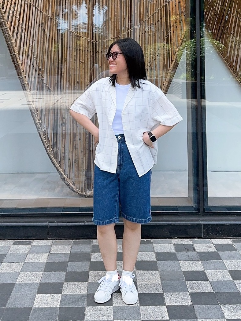 Check styling ideas for「Mini Short Sleeve T-Shirt、Denim Bermuda Shorts ...